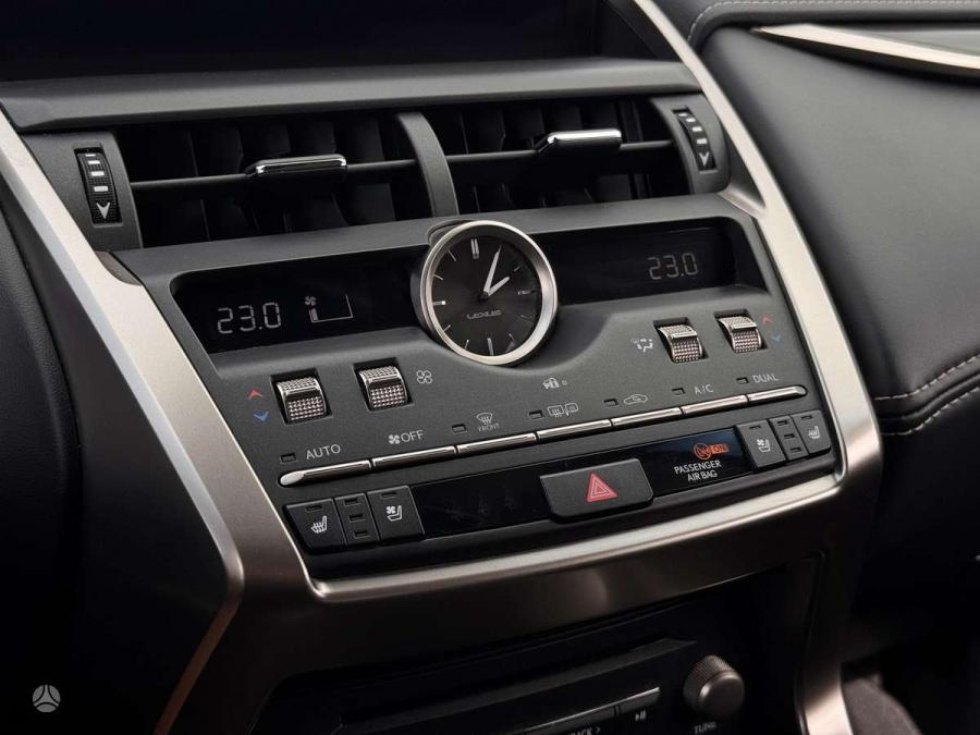 Grey Lexus NX 300h 2019 in Vilnius, with an engine capacity of 2.49 L and mileage of 104 thousand km for 28850 €, photo 29 on AUTOMOTO.COM.LV