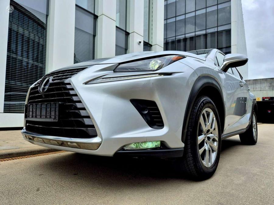 Серый Лексус NX 300h 2019 в Вильнюс, объемом двигателя 2.49 л и пробегом 155 тыс. км за 23650 €, фото 16 на AUTOMOTO.COM.LV
