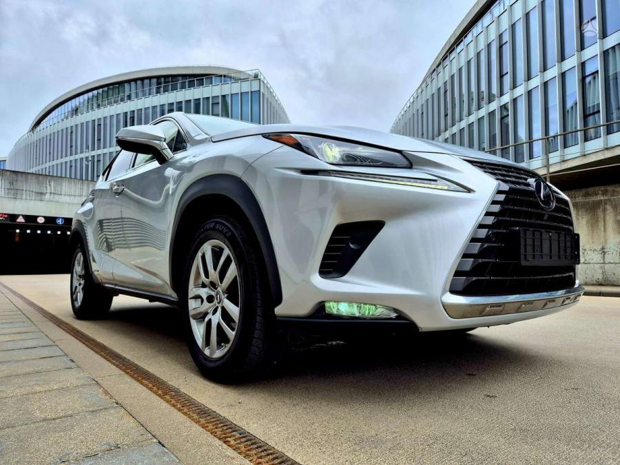 Серый Лексус NX 300h 2019 в Вильнюс, объемом двигателя 2.49 л и пробегом 155 тыс. км за 23650 €, фото 17 на AUTOMOTO.COM.LV