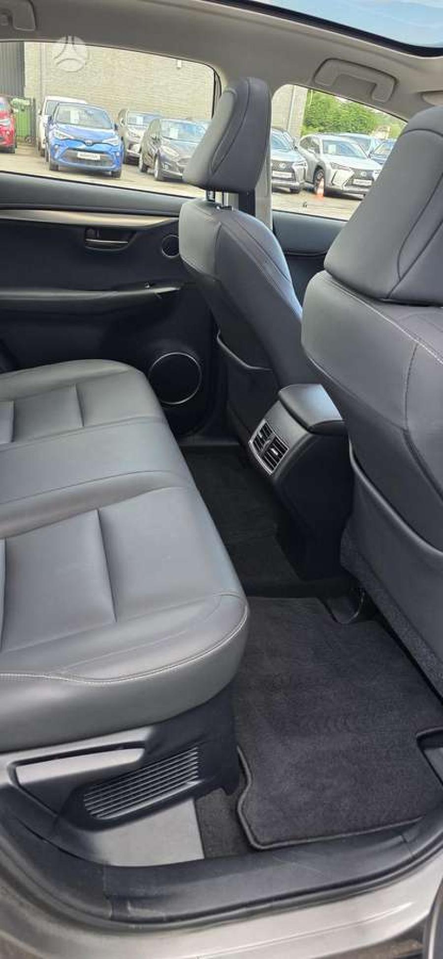 Pelēks Lexus NX 300h 2019 Viļņa, ar dzinēja tilpumu 2.49 L un nobraukumu 80 tūkst. km par 29980 €, foto 26 vietnē AUTOMOTO.COM.LV