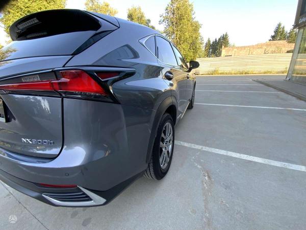 Pelēks Lexus NX 300h 2019 Viļņa, ar dzinēja tilpumu 2.49 L un nobraukumu 46 tūkst. km par 28950 €, foto 7 vietnē AUTOMOTO.COM.LV