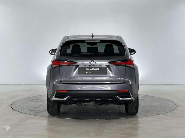 Pelēks Lexus NX 300h 2019 Viļņa, ar dzinēja tilpumu 2.49 L un nobraukumu 138 tūkst. km par 29900 €, foto 4 vietnē AUTOMOTO.COM.LV