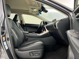 Серый Лексус NX 300h 2019 в Вильнюс, объемом двигателя 2.49 л и пробегом 138 тыс. км за 29900 €, фото 7 на AUTOMOTO.COM.LV