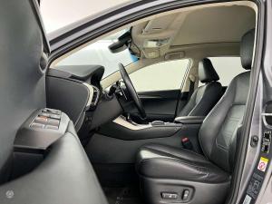 Серый Лексус NX 300h 2019 в Вильнюс, объемом двигателя 2.49 л и пробегом 138 тыс. км за 29900 €, фото 12 на AUTOMOTO.COM.LV