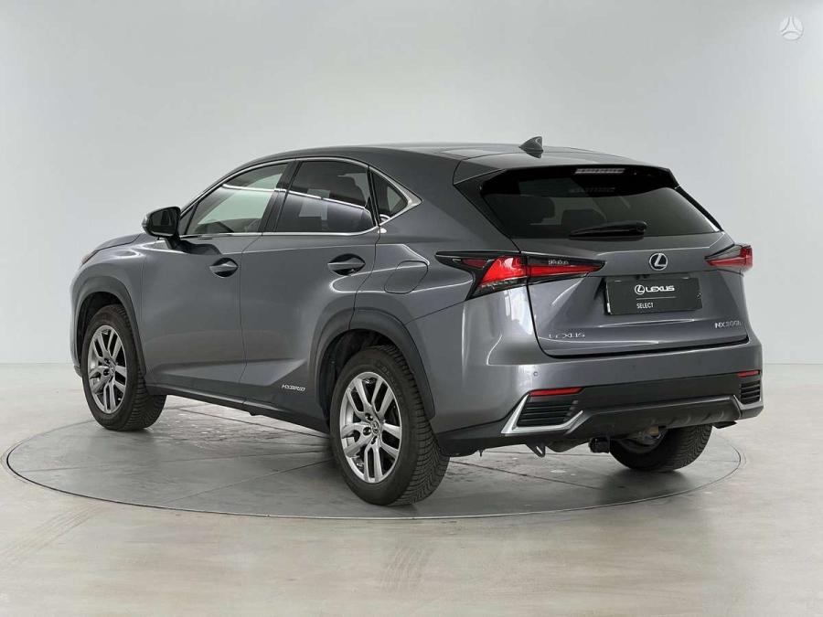 Серый Лексус NX 300h 2019 в Вильнюс, объемом двигателя 2.49 л и пробегом 138 тыс. км за 29900 €, фото 18 на AUTOMOTO.COM.LV