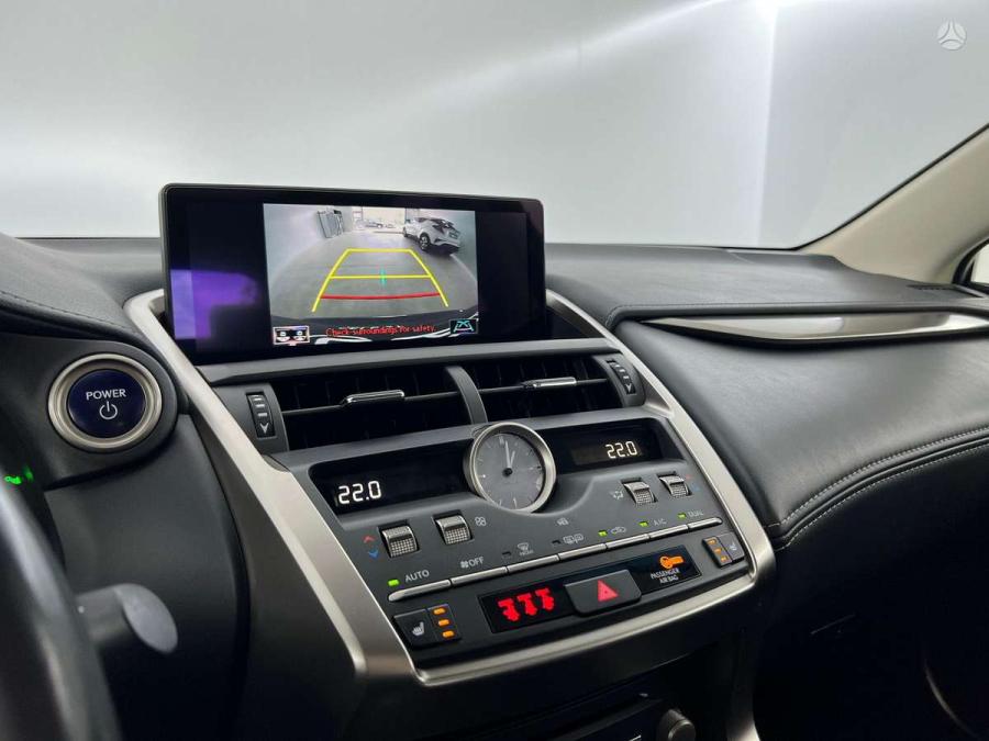 Серый Лексус NX 300h 2019 в Вильнюс, объемом двигателя 2.49 л и пробегом 138 тыс. км за 29900 €, фото 24 на AUTOMOTO.COM.LV