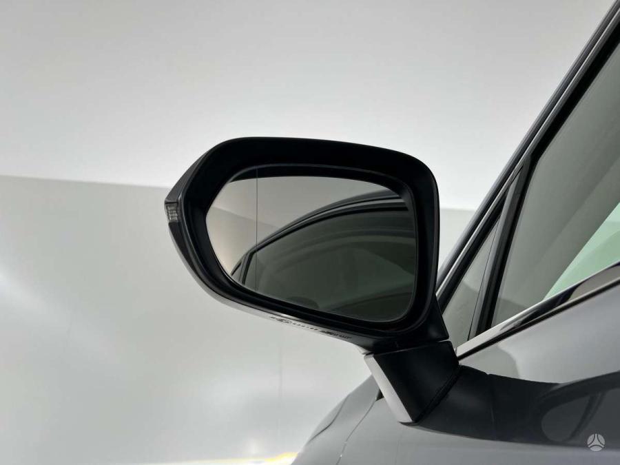 Серый Лексус NX 300h 2019 в Вильнюс, объемом двигателя 2.49 л и пробегом 138 тыс. км за 29900 €, фото 29 на AUTOMOTO.COM.LV