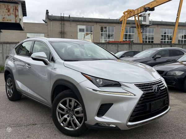 Grey Lexus NX 300h 2019 in Vilnius, with an engine capacity of 2.49 L and mileage of 108 thousand km for 24500 €, photo 5 on AUTOMOTO.COM.LV