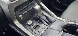 Серый Лексус NX 300h 2019 в Вильнюс, объемом двигателя 2.49 л и пробегом 80 тыс. км за 29480 €, фото 17 на AUTOMOTO.COM.LV