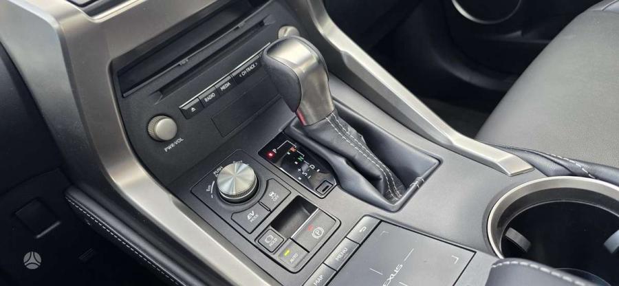 Серый Лексус NX 300h 2019 в Вильнюс, объемом двигателя 2.49 л и пробегом 80 тыс. км за 29480 €, фото 17 на AUTOMOTO.COM.LV
