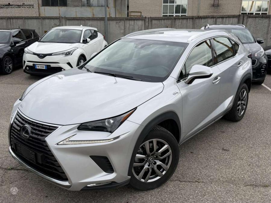 Серый Лексус NX 300h 2019 в Вильнюс, объемом двигателя 2.49 л и пробегом 108 тыс. км за 24300 €, фото 3 на AUTOMOTO.COM.LV