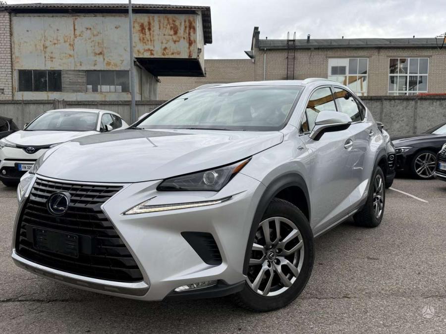 Серый Лексус NX 300h 2019 в Вильнюс, объемом двигателя 2.49 л и пробегом 108 тыс. км за 24300 €, фото 4 на AUTOMOTO.COM.LV