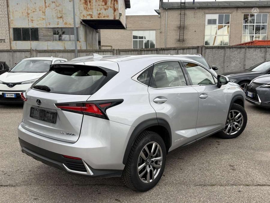 Серый Лексус NX 300h 2019 в Вильнюс, объемом двигателя 2.49 л и пробегом 108 тыс. км за 24300 €, фото 11 на AUTOMOTO.COM.LV