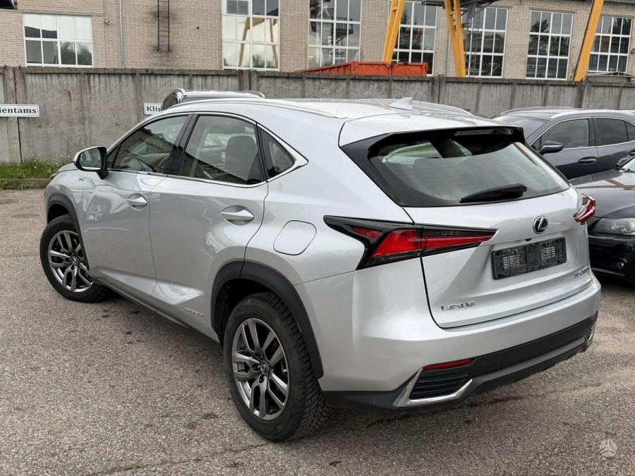 Серый Лексус NX 300h 2019 в Вильнюс, объемом двигателя 2.49 л и пробегом 108 тыс. км за 24300 €, фото 14 на AUTOMOTO.COM.LV