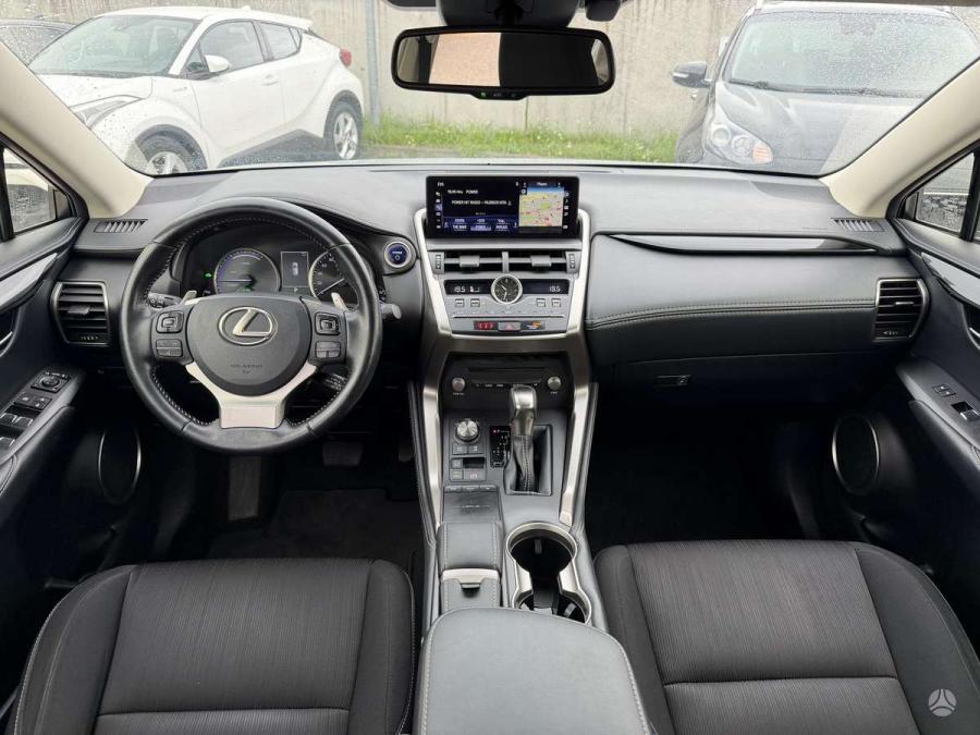 Серый Лексус NX 300h 2019 в Вильнюс, объемом двигателя 2.49 л и пробегом 108 тыс. км за 24300 €, фото 18 на AUTOMOTO.COM.LV