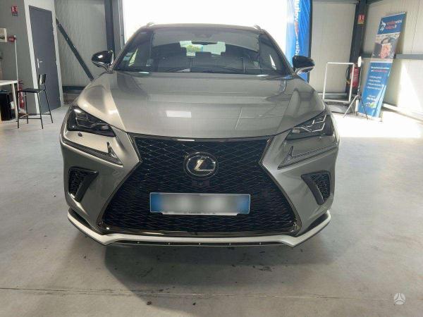 Серый Лексус NX 300h 2019 в Даугавпилс, объемом двигателя 2.49 л и пробегом 148 тыс. км за 27950 €, фото 10 на AUTOMOTO.COM.LV