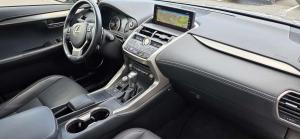 Серый Лексус NX 300h 2019 в Вильнюс, объемом двигателя 2.49 л и пробегом 80 тыс. км за 28600 €, фото 25 на AUTOMOTO.COM.LV