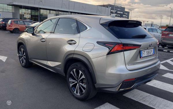 Lexus NX 300h 2019 Viļņa vietnē Pelēks Lexus NX 300h 2019 Viļņa, ar dzinēja tilpumu 2.49 L un nobraukumu 189 tūkst. km par 28755 €, foto 4 vietnē AUTOMOTO.COM.LV