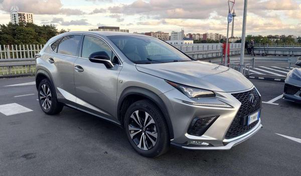 Lexus NX 300h 2019 Viļņa vietnē Pelēks Lexus NX 300h 2019 Viļņa, ar dzinēja tilpumu 2.49 L un nobraukumu 189 tūkst. km par 28755 €, foto 5 vietnē AUTOMOTO.COM.LV