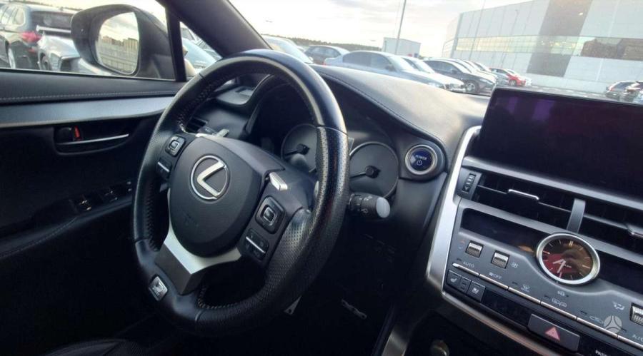 Pelēks Lexus NX 300h 2019 Viļņa, ar dzinēja tilpumu 2.49 L un nobraukumu 189 tūkst. km par 28755 €, foto 16 vietnē AUTOMOTO.COM.LV