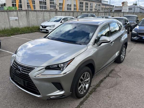 Grey Lexus NX 300h 2019 in Vilnius, with an engine capacity of 2.49 L and mileage of 240 thousand km for 19900 €, photo 3 on AUTOMOTO.COM.LV