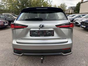 Grey Lexus NX 300h 2019 in Vilnius, with an engine capacity of 2.49 L and mileage of 240 thousand km for 19900 €, photo 14 on AUTOMOTO.COM.LV