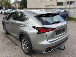 Grey Lexus NX 300h 2019 in Vilnius, with an engine capacity of 2.49 L and mileage of 240 thousand km for 19900 €, photo 16 on AUTOMOTO.COM.LV