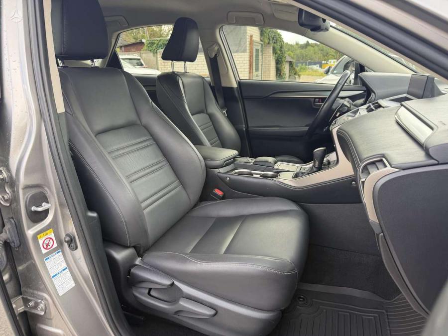 Grey Lexus NX 300h 2019 in Vilnius, with an engine capacity of 2.49 L and mileage of 240 thousand km for 19900 €, photo 23 on AUTOMOTO.COM.LV