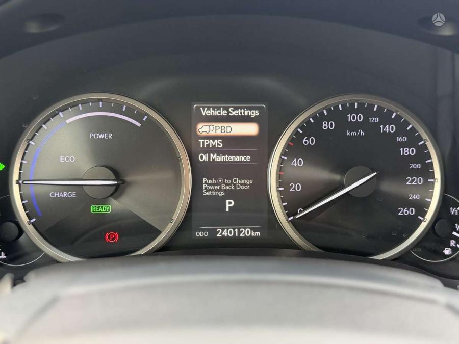 Grey Lexus NX 300h 2019 in Vilnius, with an engine capacity of 2.49 L and mileage of 240 thousand km for 19900 €, photo 30 on AUTOMOTO.COM.LV