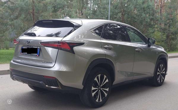 Лексус NX 300h 2019 в Вильнюс на AUTOMOTO.COM.LV Серый Лексус NX 300h 2019 в Вильнюс, объемом двигателя 2.49 л и пробегом 178 тыс. км за 27495 €, фото 4 на AUTOMOTO.COM.LV