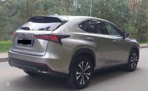 Серый Лексус NX 300h 2019 в Вильнюс, объемом двигателя 2.49 л и пробегом 178 тыс. км за 27495 €, фото 4 на AUTOMOTO.COM.LV
