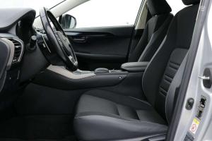 Pelēks Lexus NX 300h 2019 Viļņa, ar dzinēja tilpumu 2.49 L un nobraukumu 109 tūkst. km par 26990 €, foto 10 vietnē AUTOMOTO.COM.LV