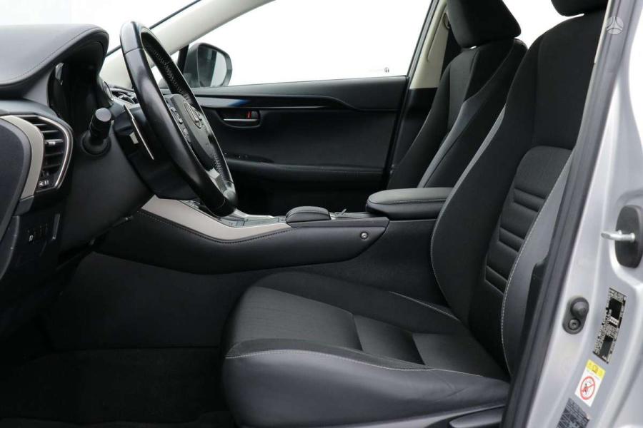 Pelēks Lexus NX 300h 2019 Viļņa, ar dzinēja tilpumu 2.49 L un nobraukumu 109 tūkst. km par 26990 €, foto 10 vietnē AUTOMOTO.COM.LV