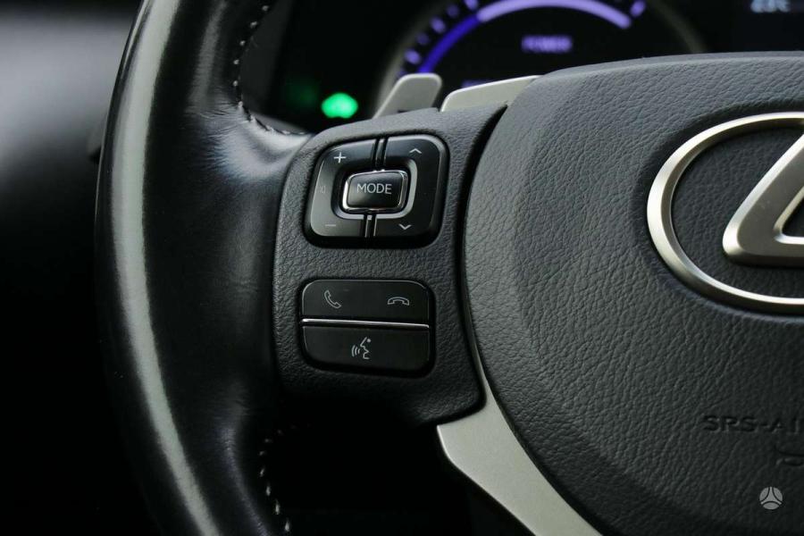 Pelēks Lexus NX 300h 2019 Viļņa, ar dzinēja tilpumu 2.49 L un nobraukumu 109 tūkst. km par 26990 €, foto 15 vietnē AUTOMOTO.COM.LV
