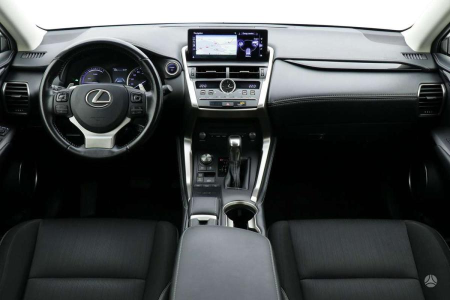 Pelēks Lexus NX 300h 2019 Viļņa, ar dzinēja tilpumu 2.49 L un nobraukumu 109 tūkst. km par 26990 €, foto 19 vietnē AUTOMOTO.COM.LV