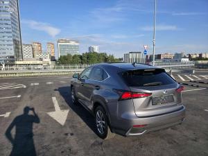Grey Lexus NX 300h 2020 in Vilnius, with an engine capacity of 2.50 L and mileage of 80 thousand km for 28600 €, photo 8 on AUTOMOTO.COM.LV