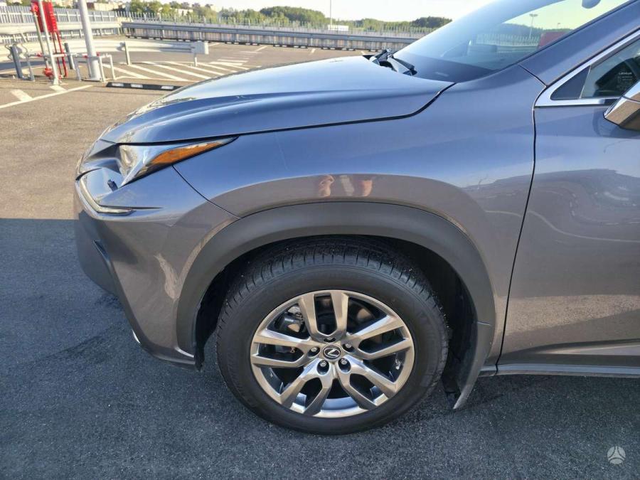 Grey Lexus NX 300h 2020 in Vilnius, with an engine capacity of 2.50 L and mileage of 80 thousand km for 28600 €, photo 16 on AUTOMOTO.COM.LV