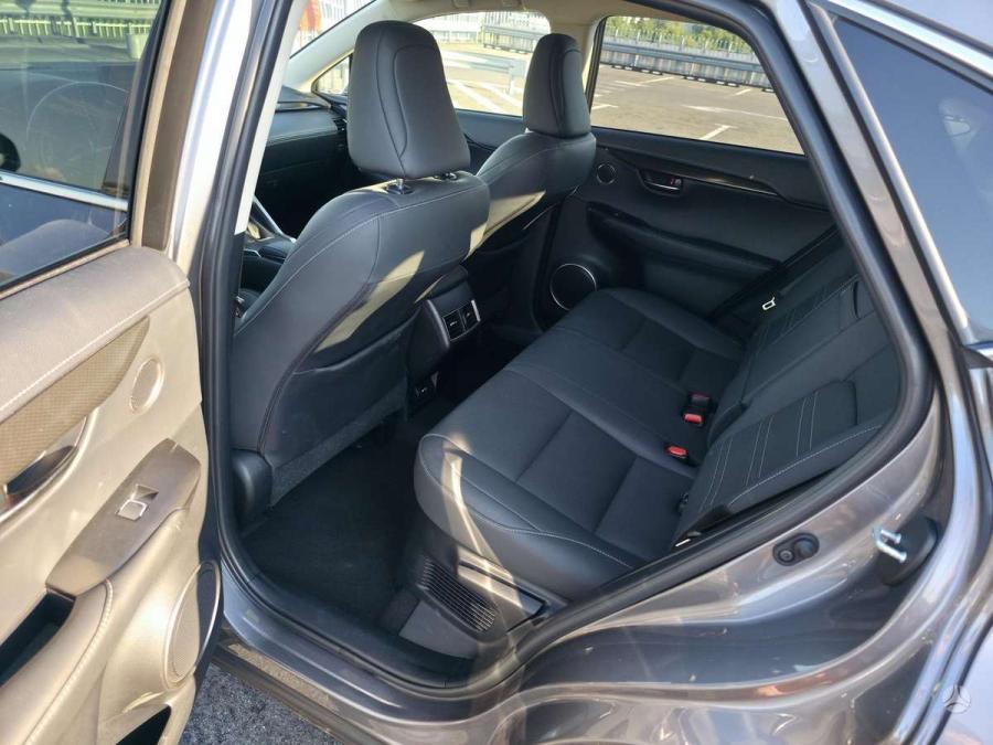 Grey Lexus NX 300h 2020 in Vilnius, with an engine capacity of 2.50 L and mileage of 80 thousand km for 28600 €, photo 29 on AUTOMOTO.COM.LV