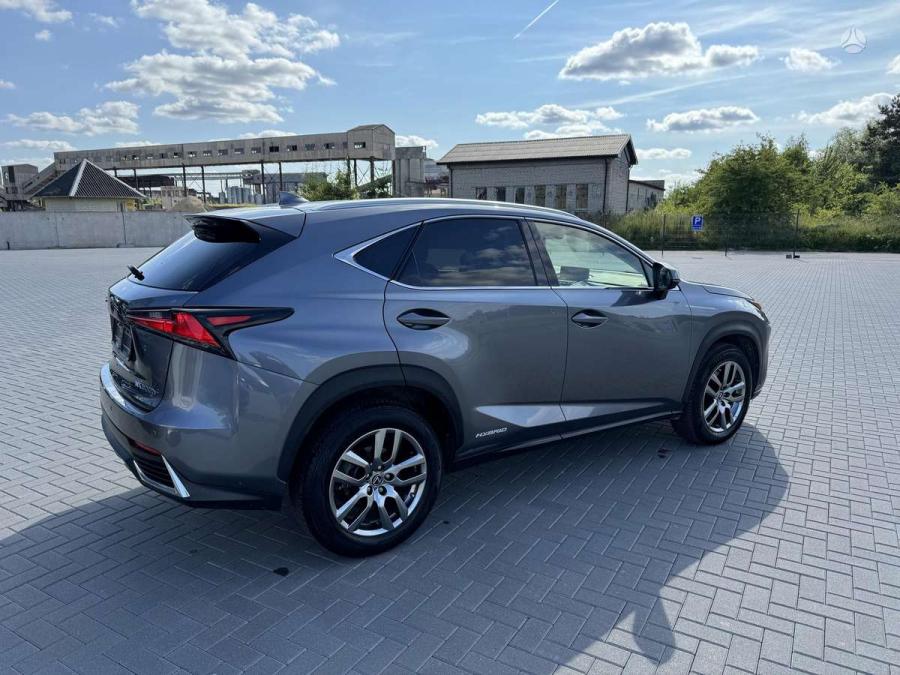 Grey Lexus NX 300h 2020 in Telschi, with an engine capacity of 2.49 L and mileage of 157 thousand km for 22500 €, photo 8 on AUTOMOTO.COM.LV