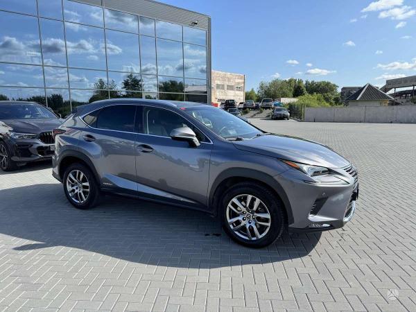 Pelēks Lexus NX 300h 2020 Telšiai, ar dzinēja tilpumu 2.49 L un nobraukumu 157 tūkst. km par 22500 €, foto 8 vietnē AUTOMOTO.COM.LV