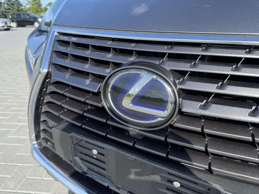 Grey Lexus NX 300h 2020 in Telschi, with an engine capacity of 2.49 L and mileage of 157 thousand km for 22500 €, photo 13 on AUTOMOTO.COM.LV