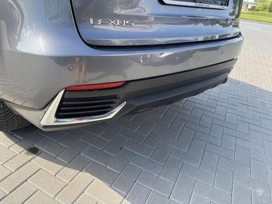 Grey Lexus NX 300h 2020 in Telschi, with an engine capacity of 2.49 L and mileage of 157 thousand km for 22500 €, photo 16 on AUTOMOTO.COM.LV