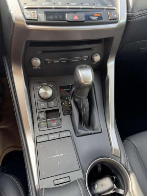 Grey Lexus NX 300h 2020 in Telschi, with an engine capacity of 2.49 L and mileage of 157 thousand km for 22500 €, photo 34 on AUTOMOTO.COM.LV