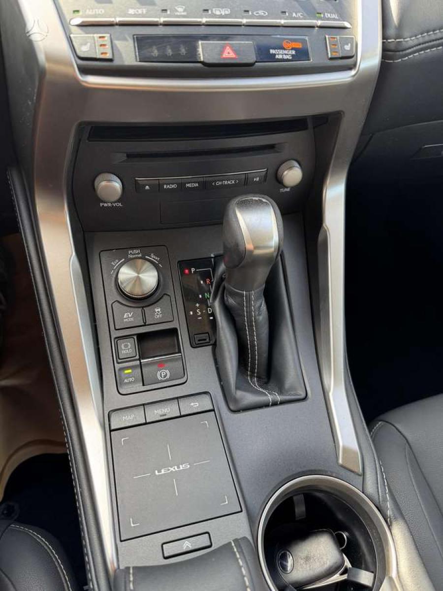 Grey Lexus NX 300h 2020 in Telschi, with an engine capacity of 2.49 L and mileage of 157 thousand km for 22500 €, photo 34 on AUTOMOTO.COM.LV