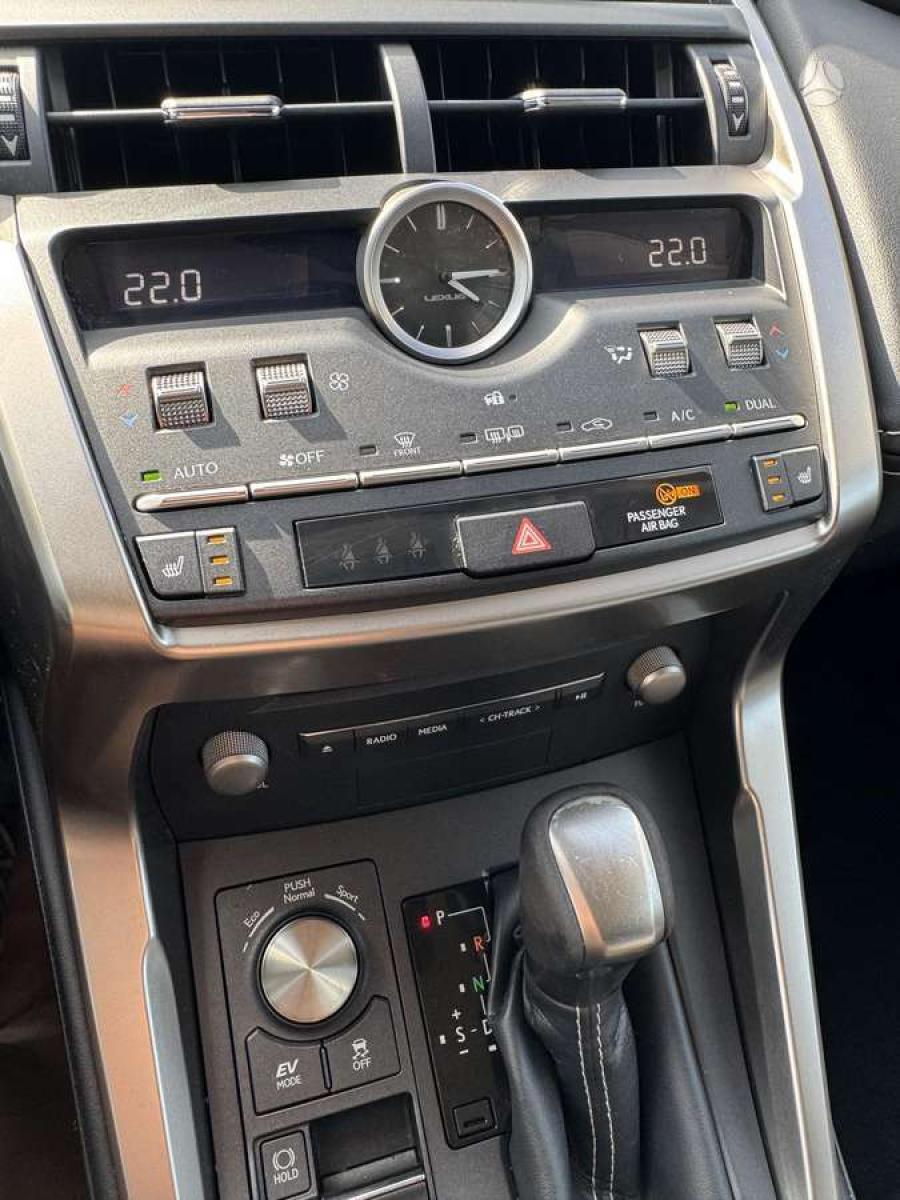 Grey Lexus NX 300h 2020 in Telschi, with an engine capacity of 2.49 L and mileage of 157 thousand km for 22500 €, photo 35 on AUTOMOTO.COM.LV