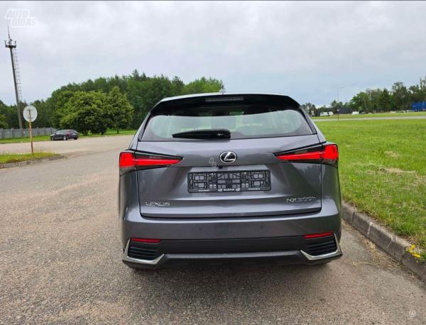 Pelēks Lexus NX 300h 2020 Kauņa, ar dzinēja tilpumu 2.50 L un nobraukumu 201 tūkst. km par 23500 €, foto 5 vietnē AUTOMOTO.COM.LV