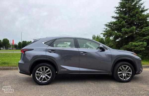 Pelēks Lexus NX 300h 2020 Kauņa, ar dzinēja tilpumu 2.50 L un nobraukumu 201 tūkst. km par 23500 €, foto 7 vietnē AUTOMOTO.COM.LV