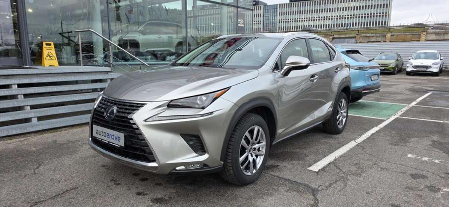 Grey Lexus NX 300h 2021 in Vilnius, with an engine capacity of 2.49 L and mileage of 36 thousand km for 31480 €, photo 2 on AUTOMOTO.COM.LV