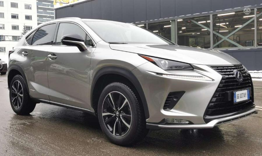 Pelēks Lexus NX 300h 2021 Viļņa, ar dzinēja tilpumu 2.49 L un nobraukumu 127 tūkst. km par 26555 €, foto 3 vietnē AUTOMOTO.COM.LV