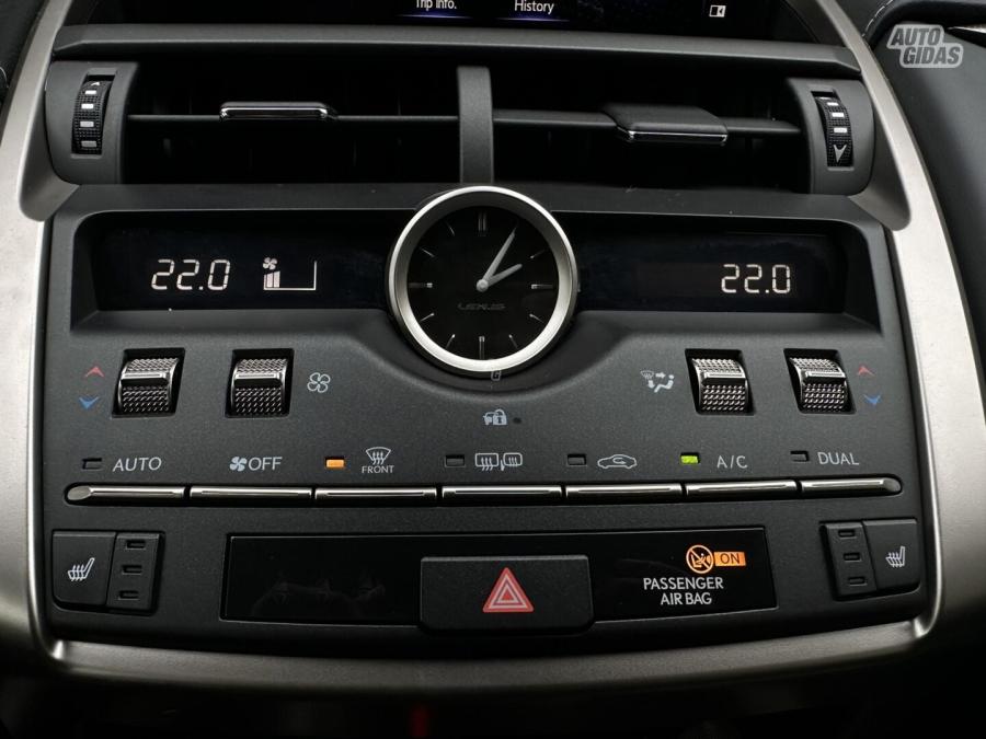 Pelēks Lexus NX 300h 2021 Avižieniai, ar dzinēja tilpumu 2.50 L un nobraukumu 124 tūkst. km par 29950 €, foto 22 vietnē AUTOMOTO.COM.LV
